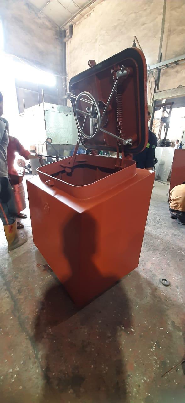 Small Hatch Kapal - Dua Sahabat Group